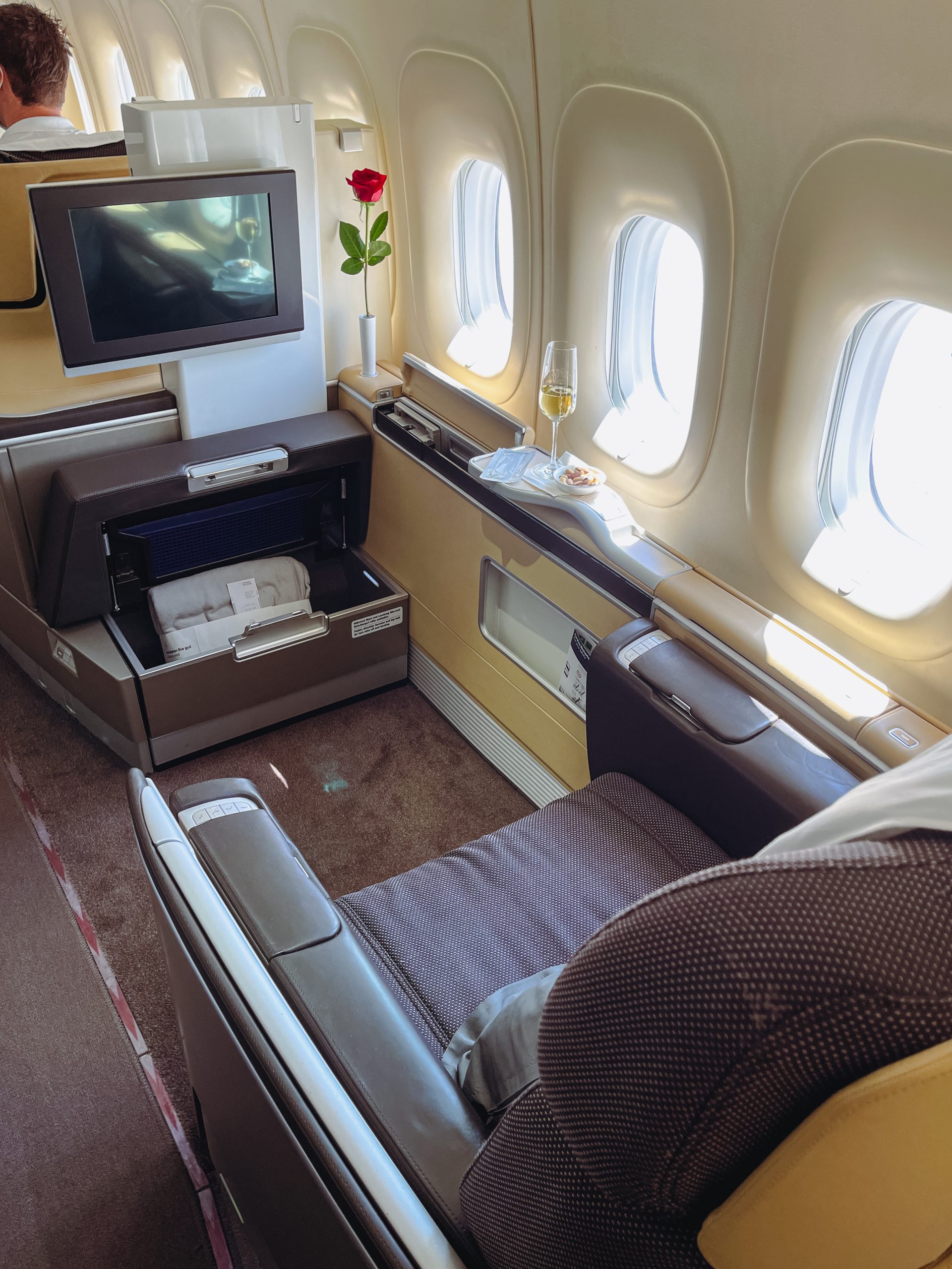 Lufthansa 747 First Class Review - Planely Alex