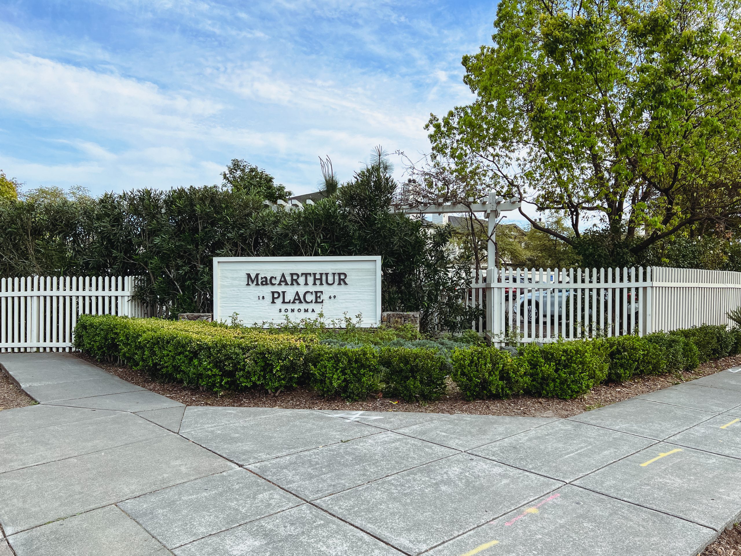 MacArthur Place review - Planely Alex