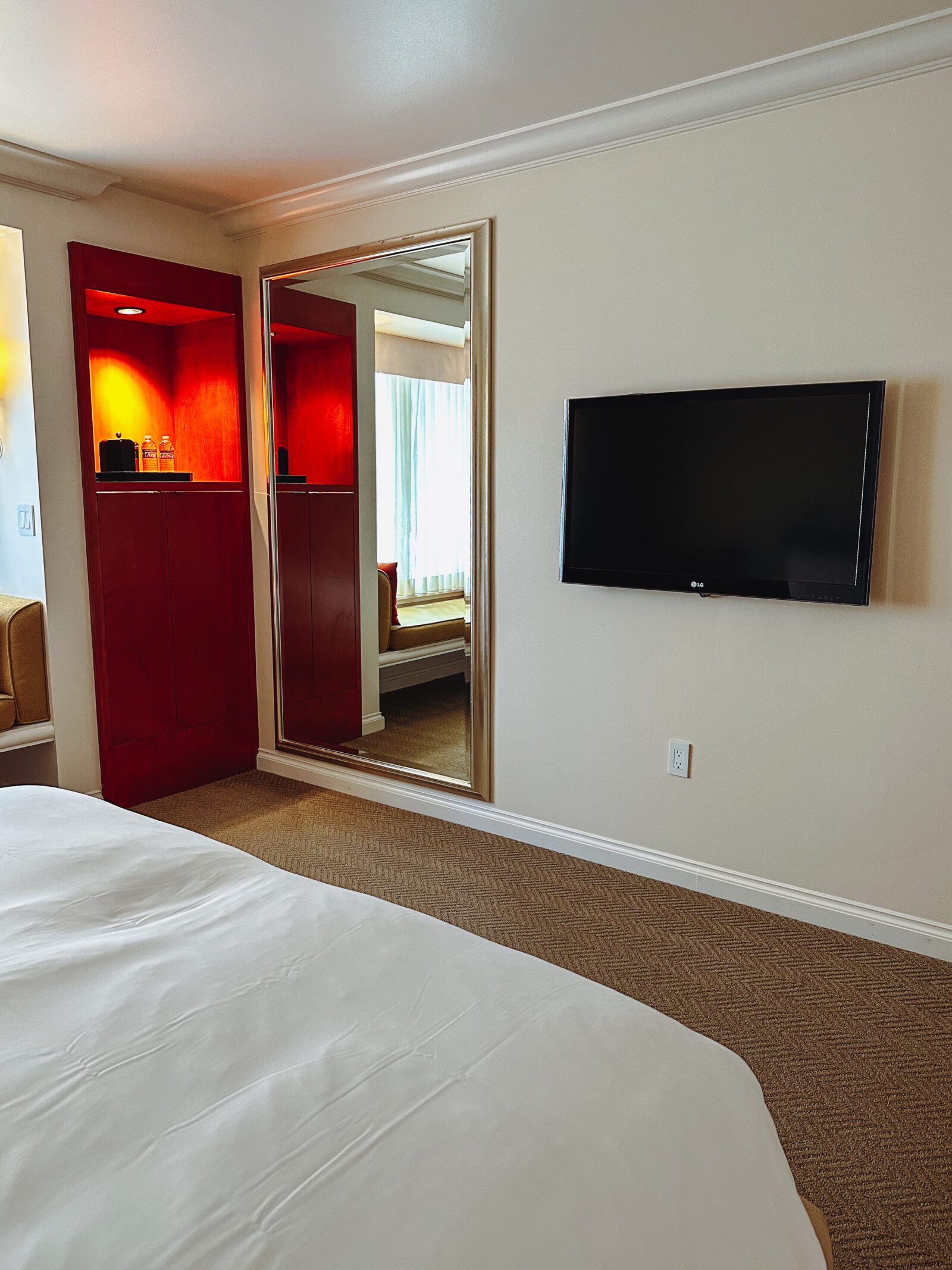 Taj Campton Place review - Planely Alex