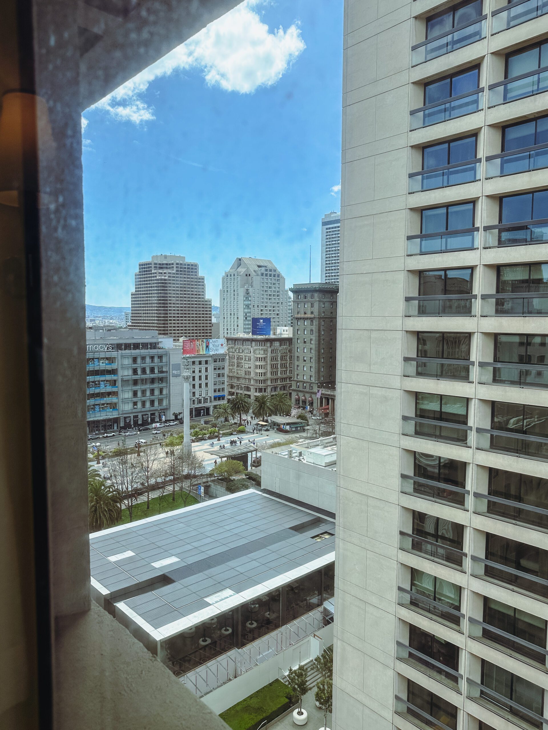 Taj Campton Place review - Planely Alex